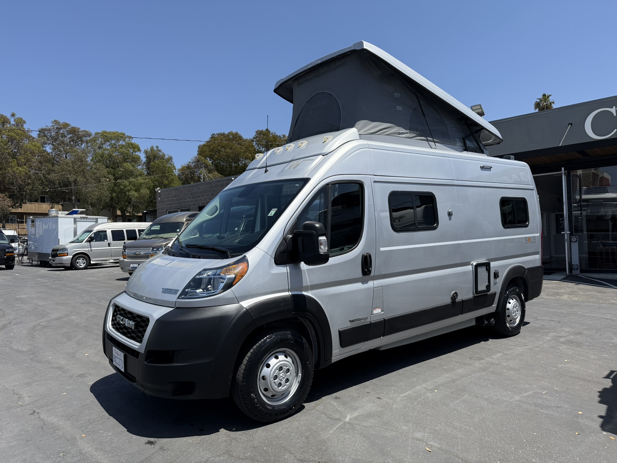 2022 Winnebago Solis 59P