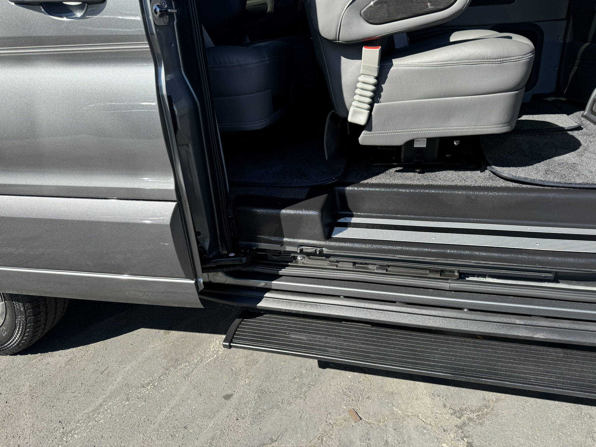 New 2025 Ford Transit AWD 9 Passenger Explorer Van