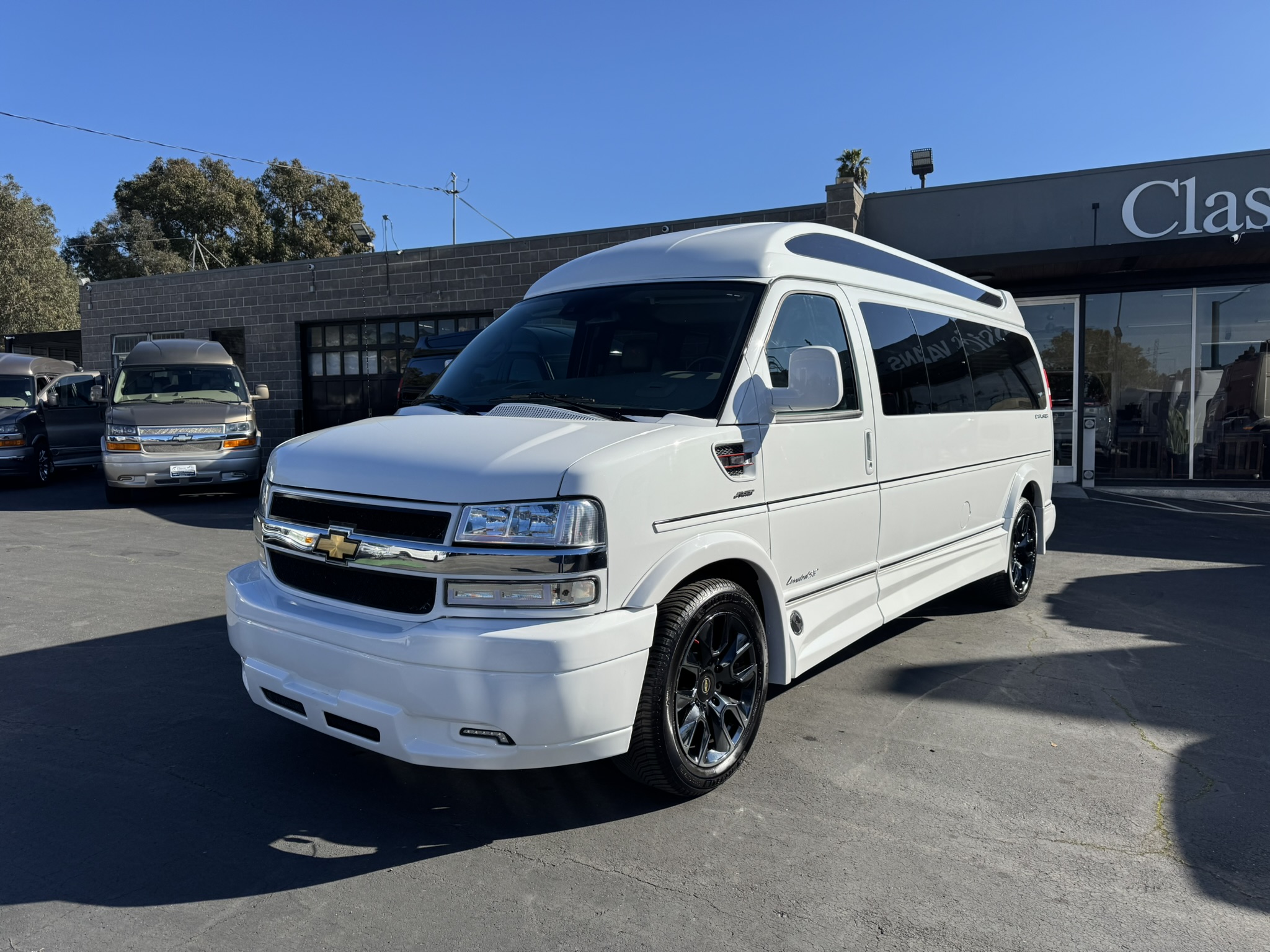 new 2024 Chevrolet Express 2500