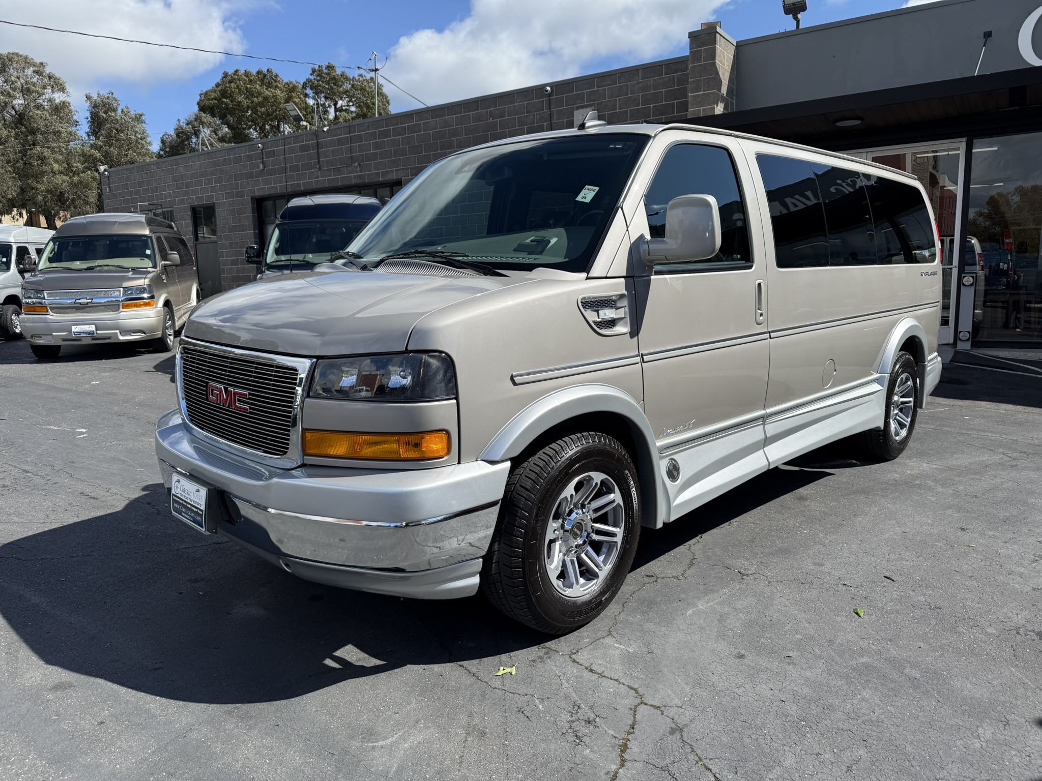 2021 GMC Savana 2500 for sale - Classic Vans