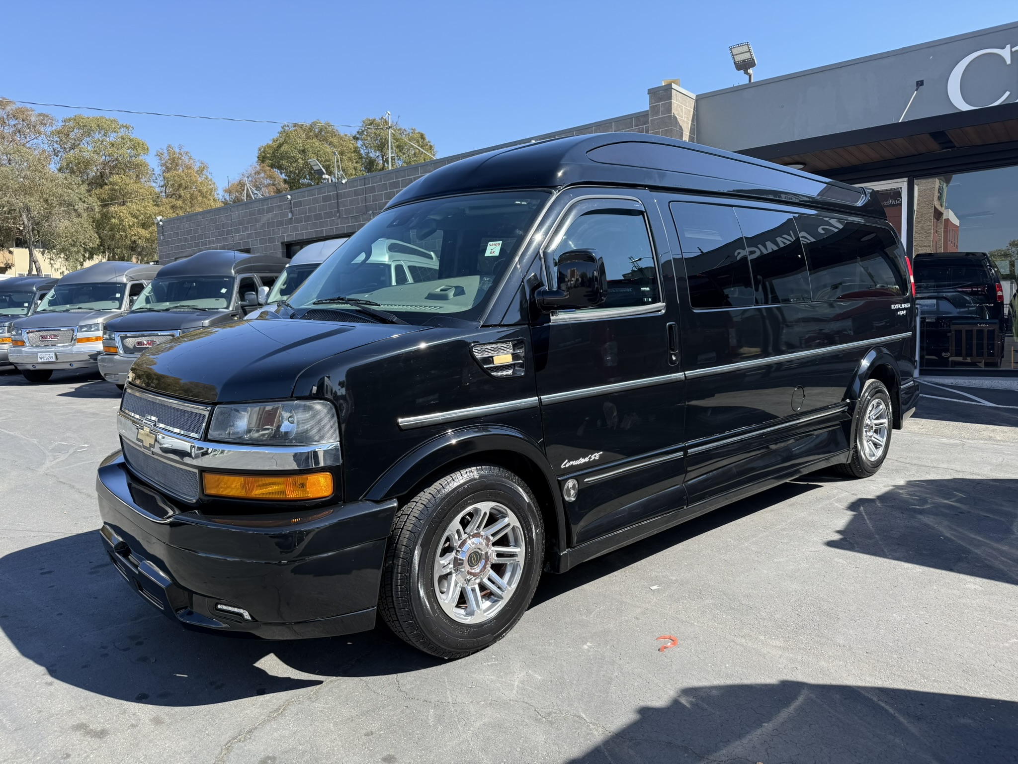 2019 Chevrolet Express 2500 4x4 9 Passenger Explorer Conversion Van ...