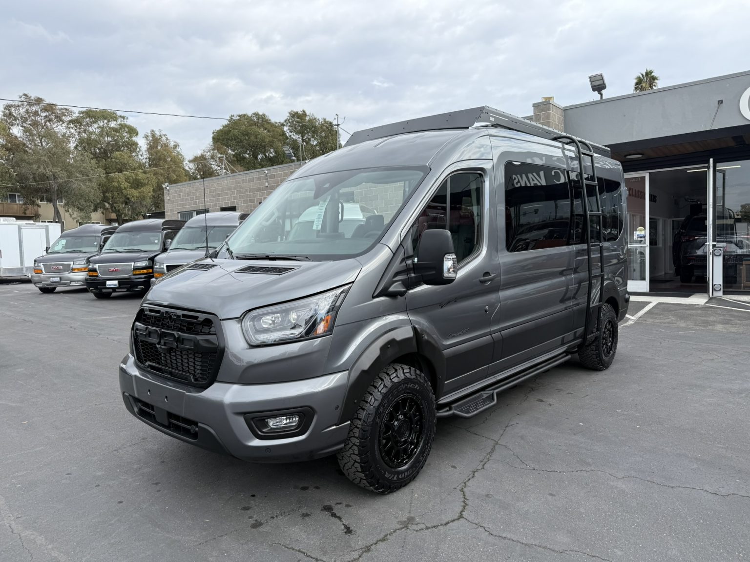 2026 Ford Transit AWD Trail by Explorer 9 Passenger Conversion - New ...