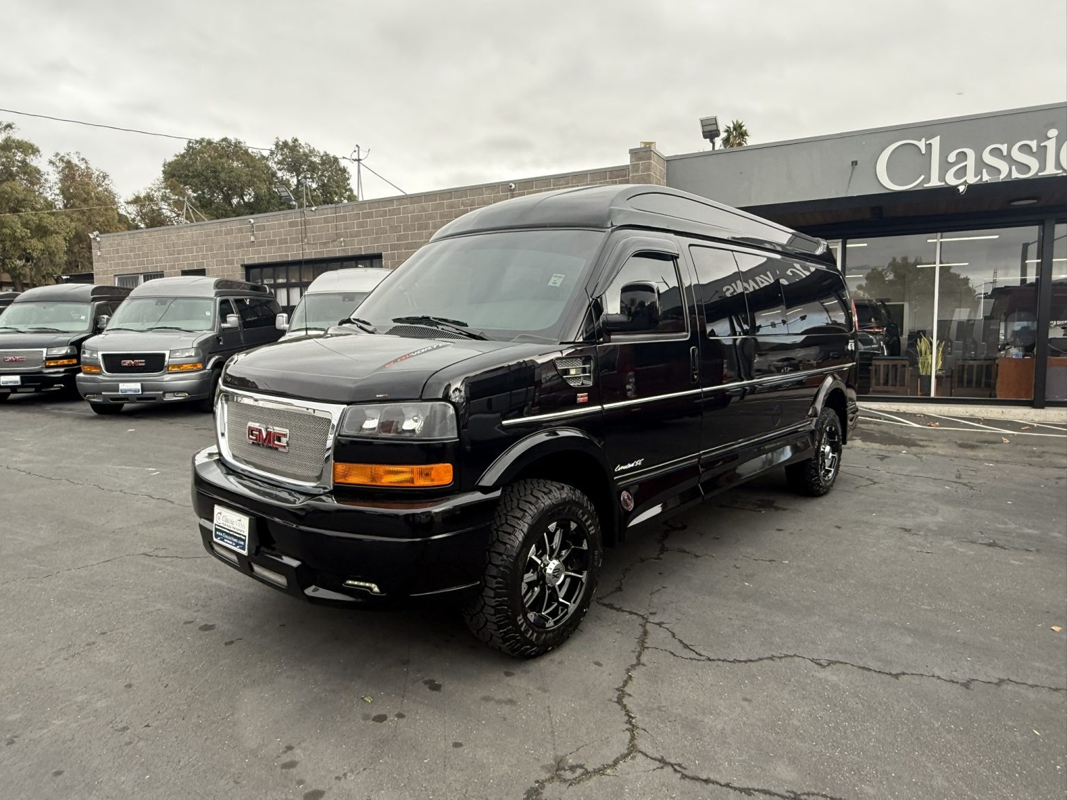 2016 Chevrolet Express 3500 9 Passenger Explorer 4x4 Van - Used ...
